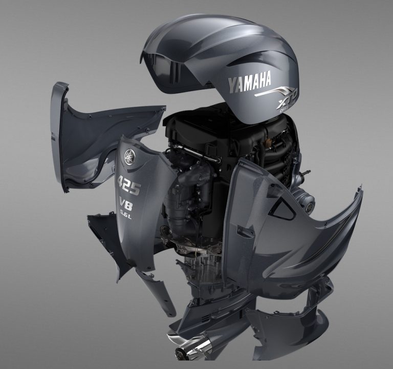 Yamaha V8 425 XTO Offshore direct injection outboard. - Panorama 4° Piano