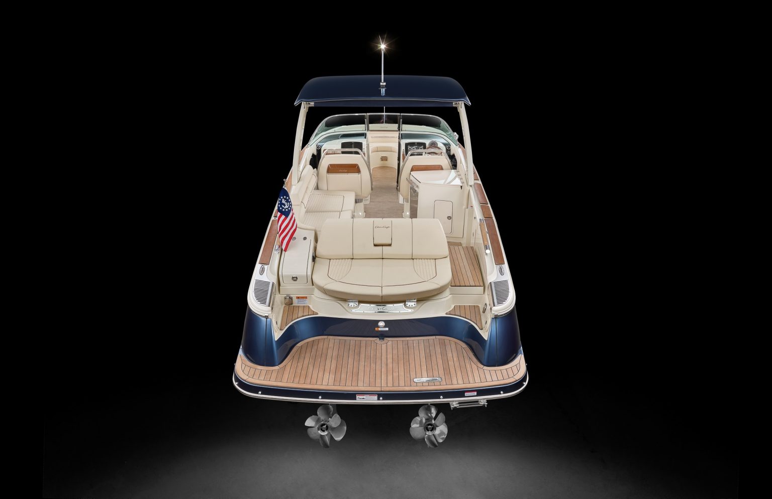 Chris-Craft 31 GT the new Chris-Craft style GT boat. - Panorama 4° Piano