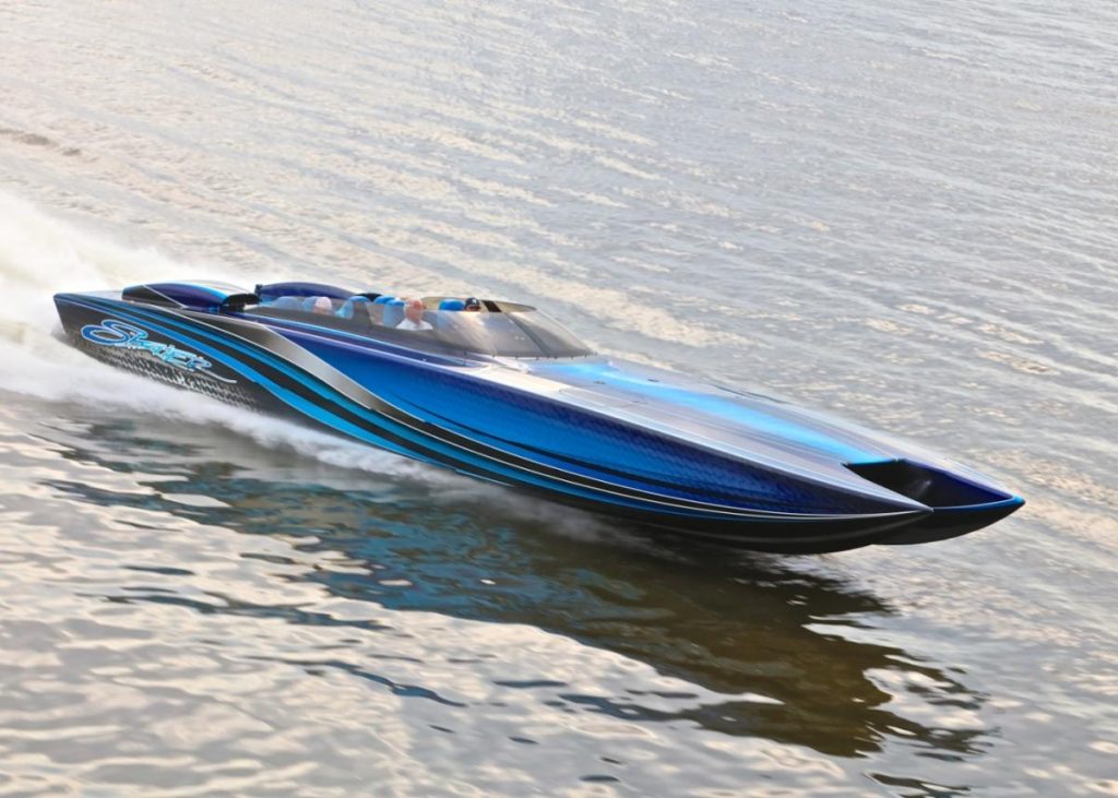 Skater Powerboats 388 robust, elegant and hyper-speedy - Panorama 4° Piano