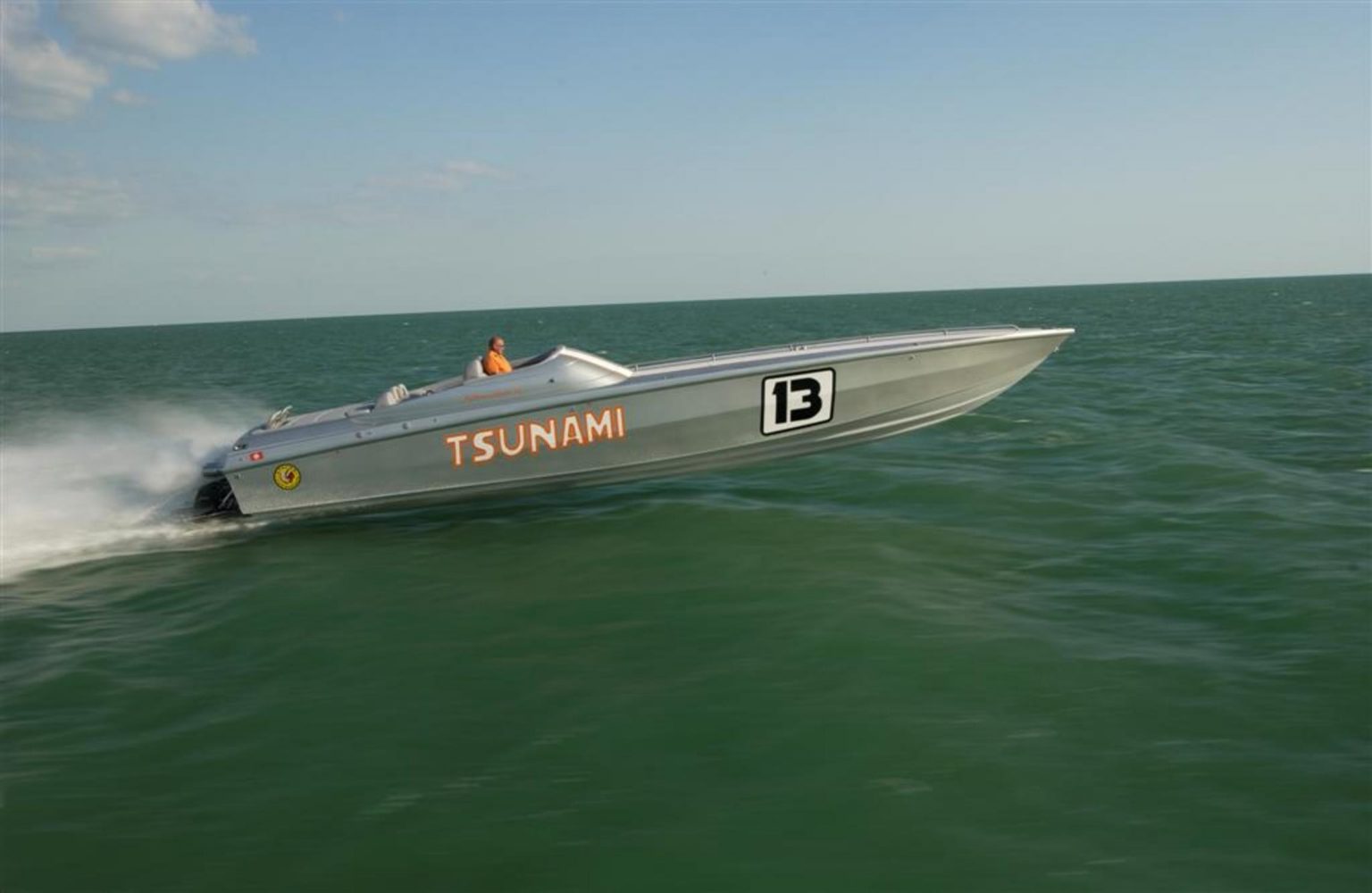 Apache Renegade 42 'extreme performance - Panorama 4° Piano