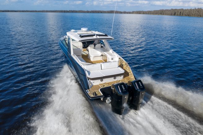 Verado V12 600hp the most powerful outboard built by Mercury Marine ...